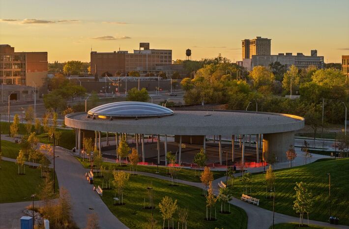 William Davidson Sport House - Things To Do | Detroit Riverfront ...