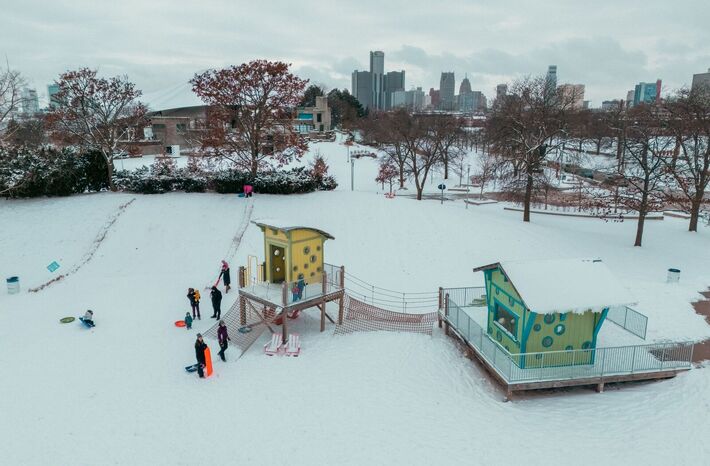 Valade Park Playground, Beach & Sledding Hill - Things To Do | Detroit ...